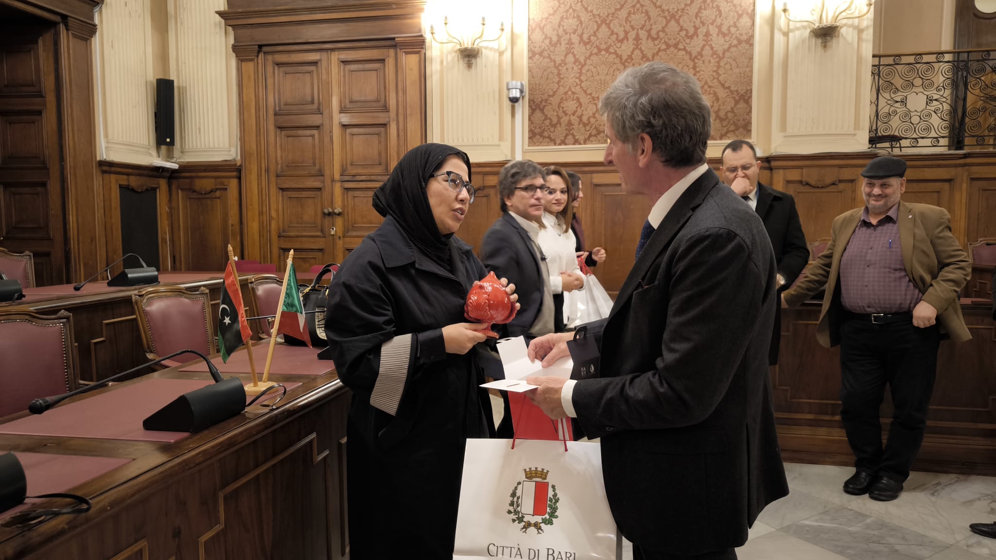 IL COMUNE COMUNICA - oggi a Palazzo di Città la visita di una ...