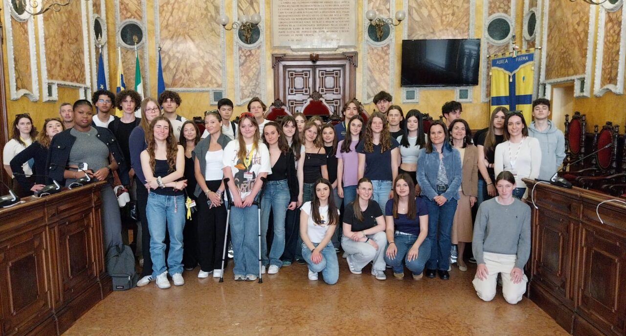 Foto notizia - Studentesse e studenti francesi in municipio. - Agenparl